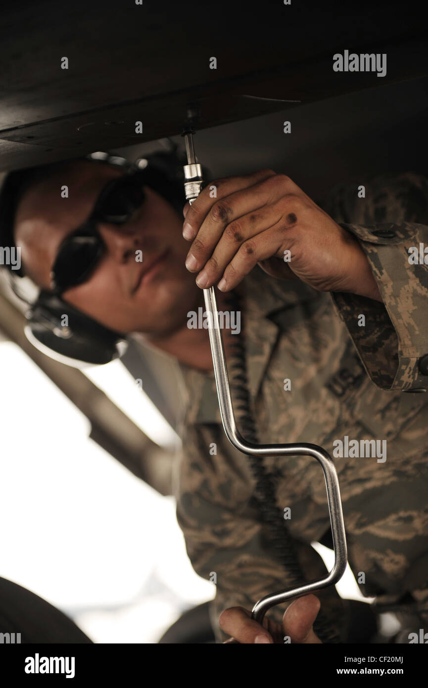 Pre combat inspection hi-res stock photography and images - Alamy