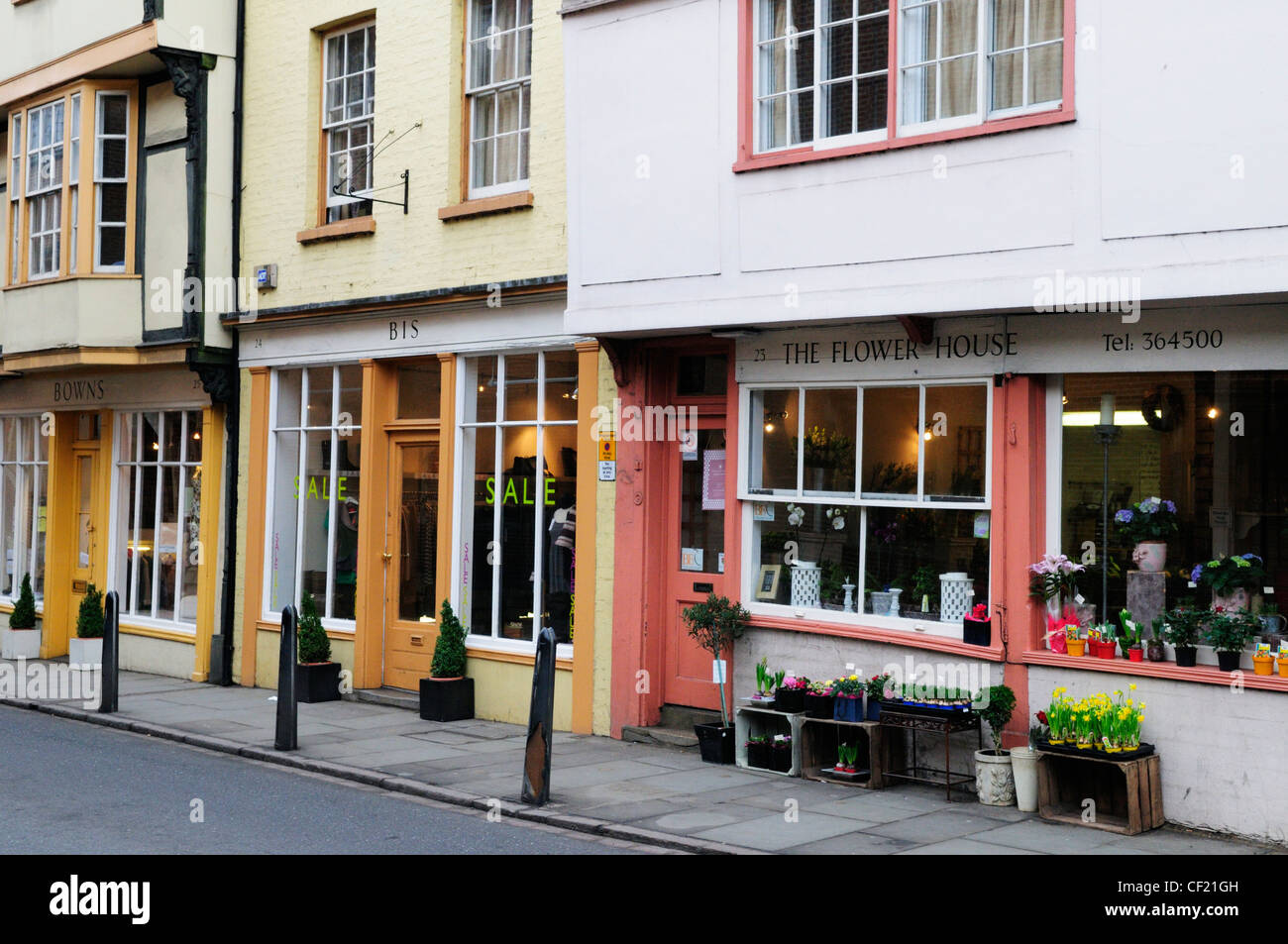 Shops on Magdalene Street, Cambridge, England, UK Stock Photo - Alamy