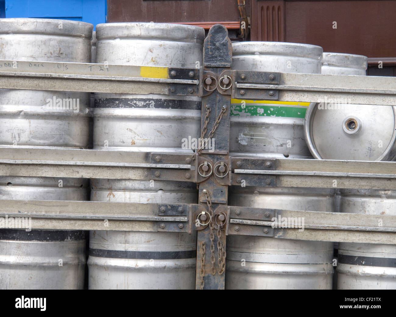 Guinness truck hi-res stock photography and images - Alamy