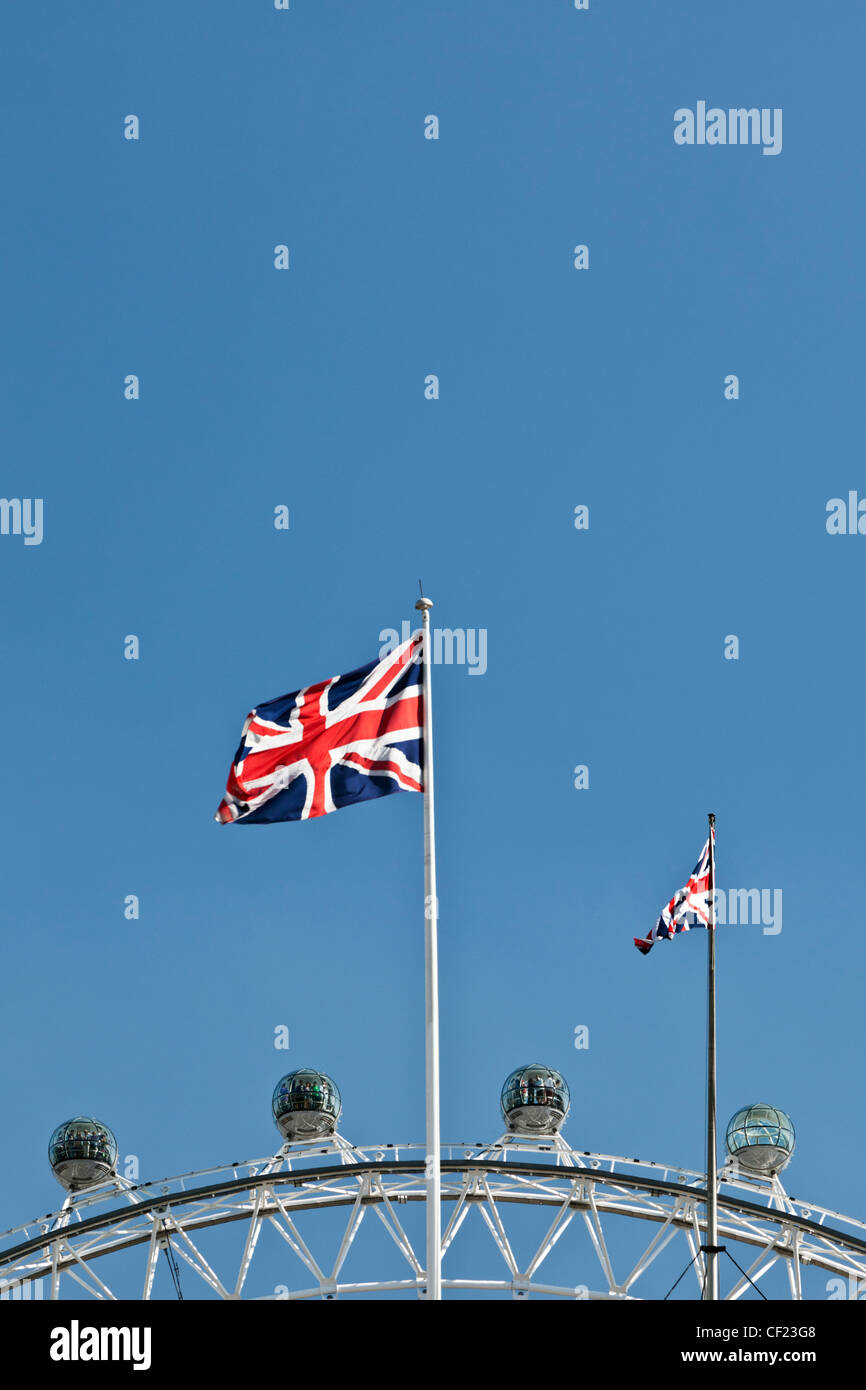 Modern architecture british flags hi-res stock photography and images ...