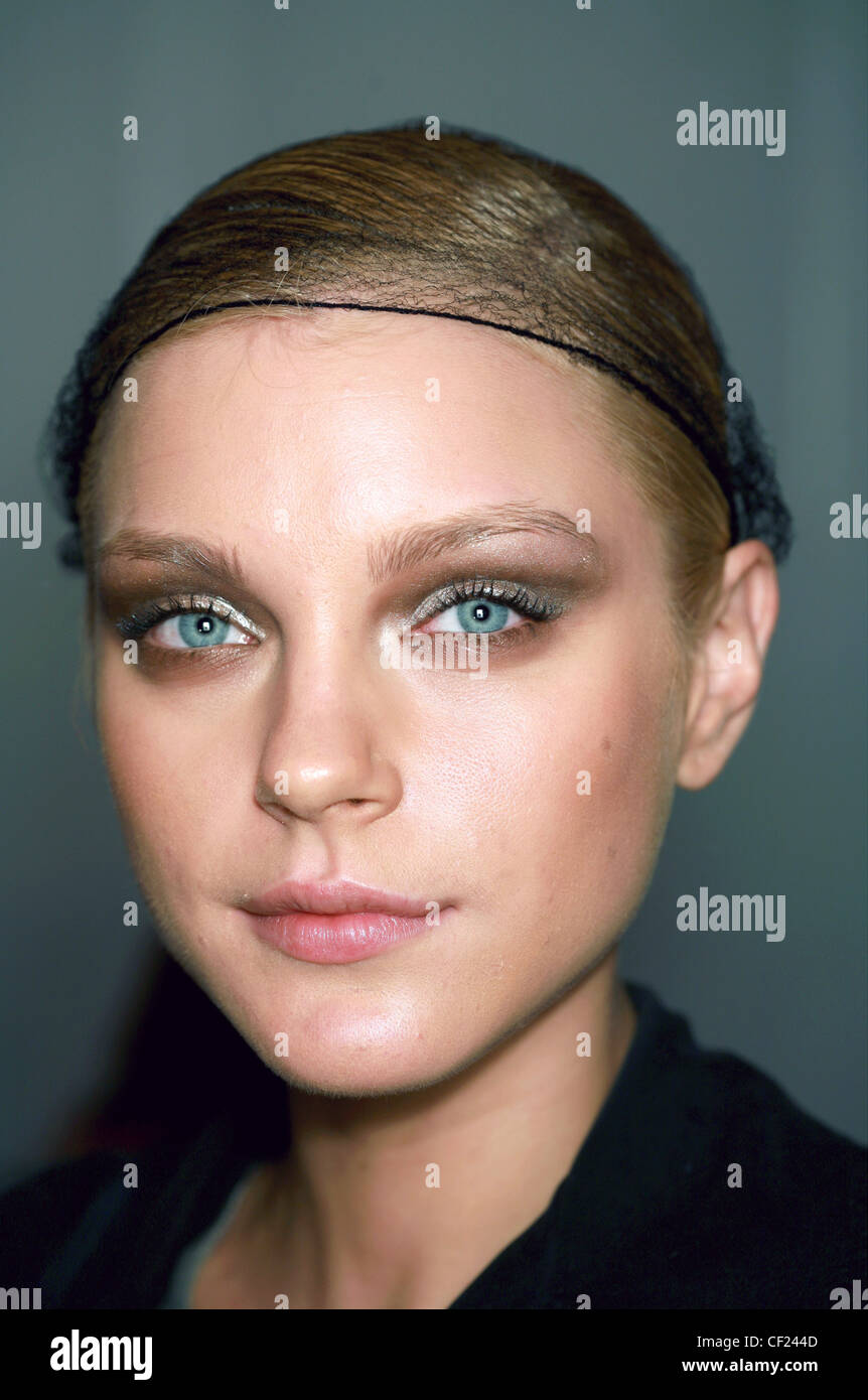 Jessica Stam Makeup
