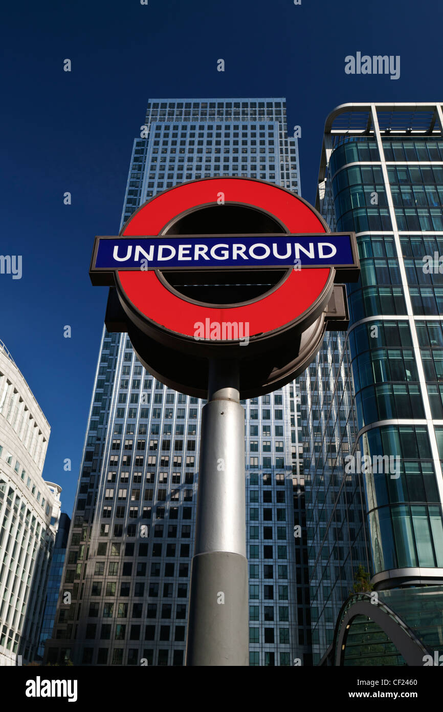 London Underground sign and One Canada Square, the second tallest ...