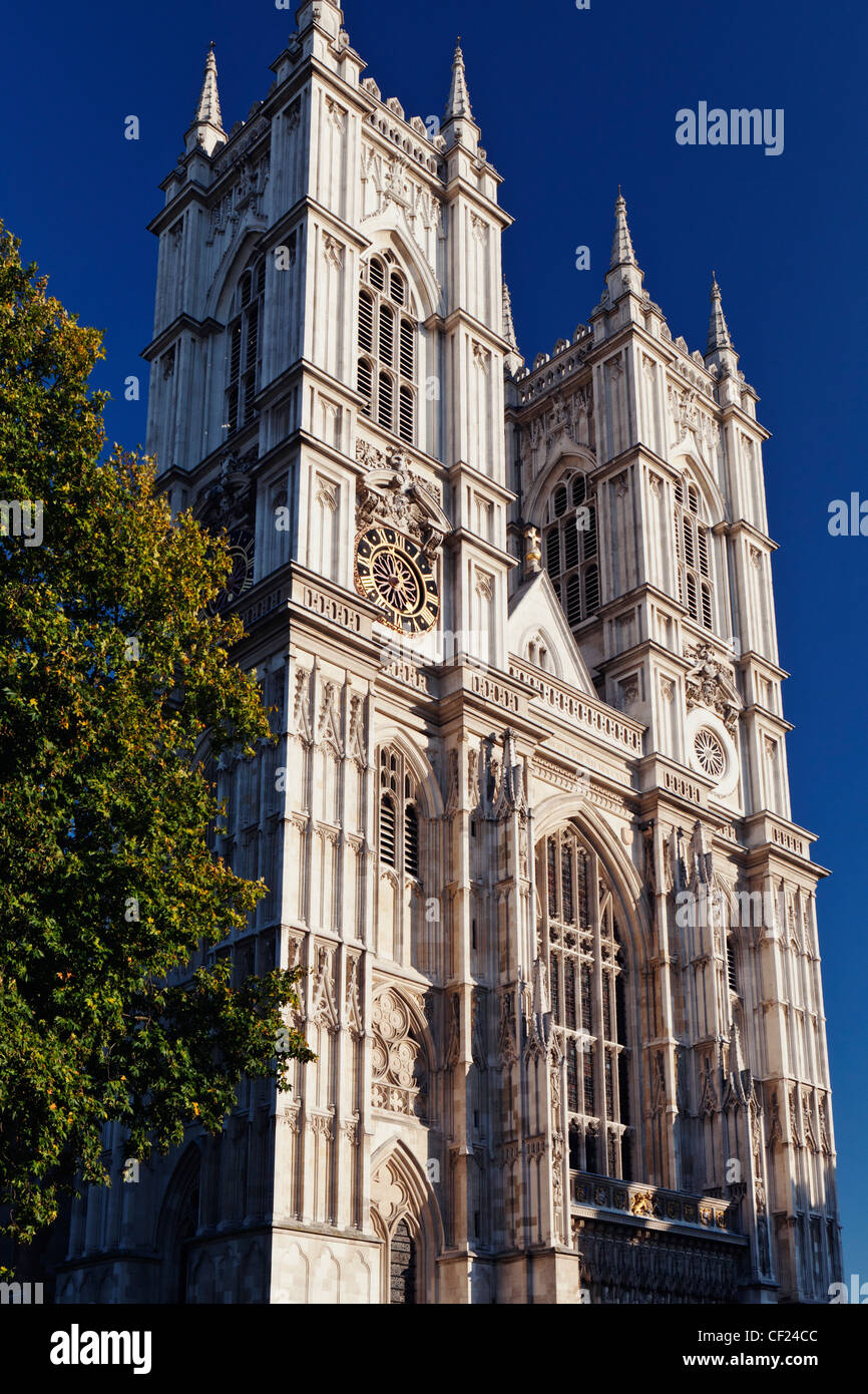 Westminster Abbey, the traditional place of coronation and burial site ...