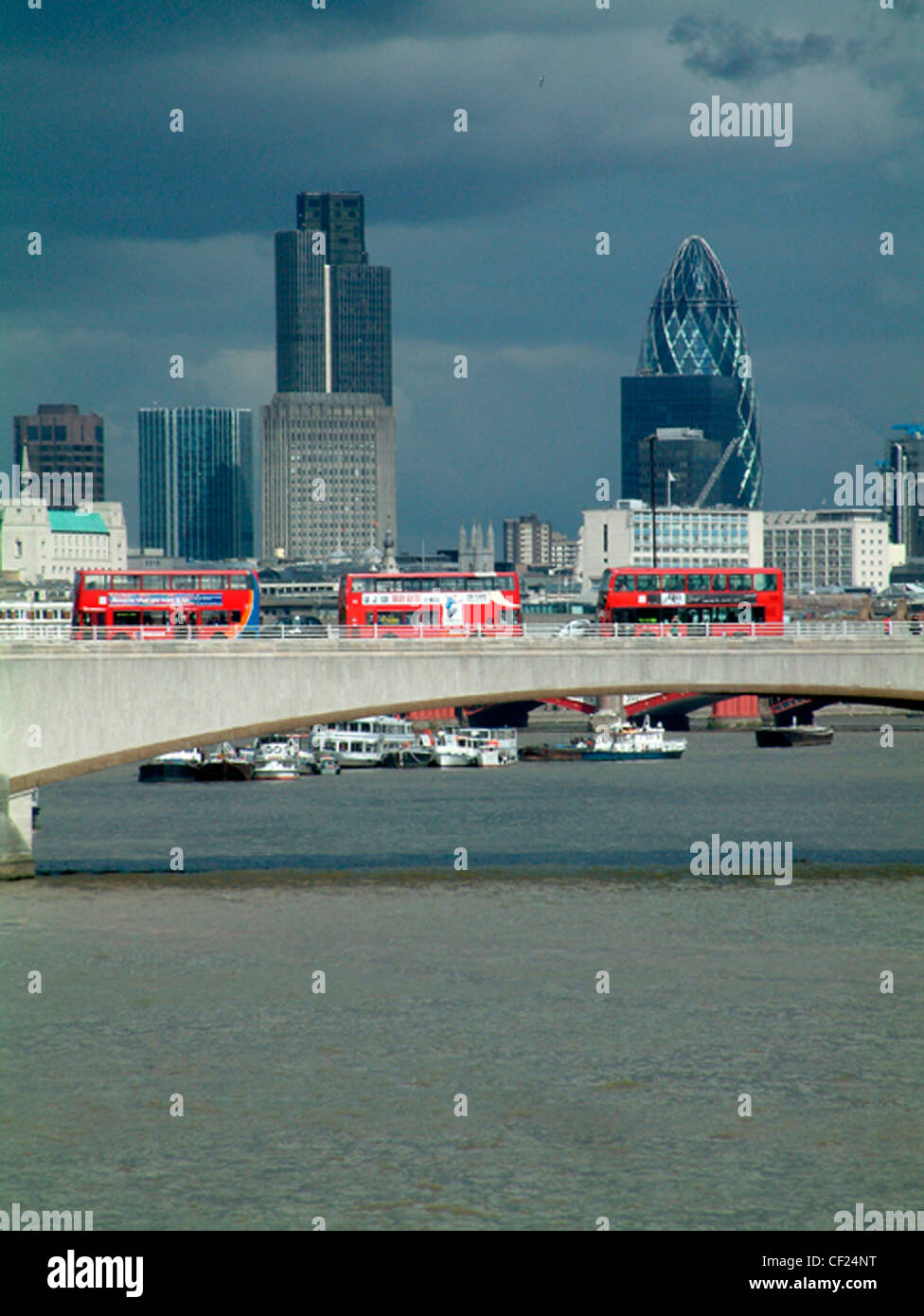 3 water buses hi-res stock photography and images - Alamy
