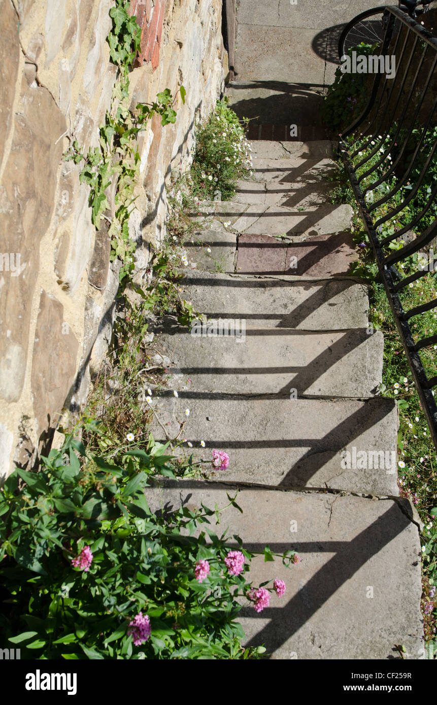 Old stone steps hi-res stock photography and images - Alamy
