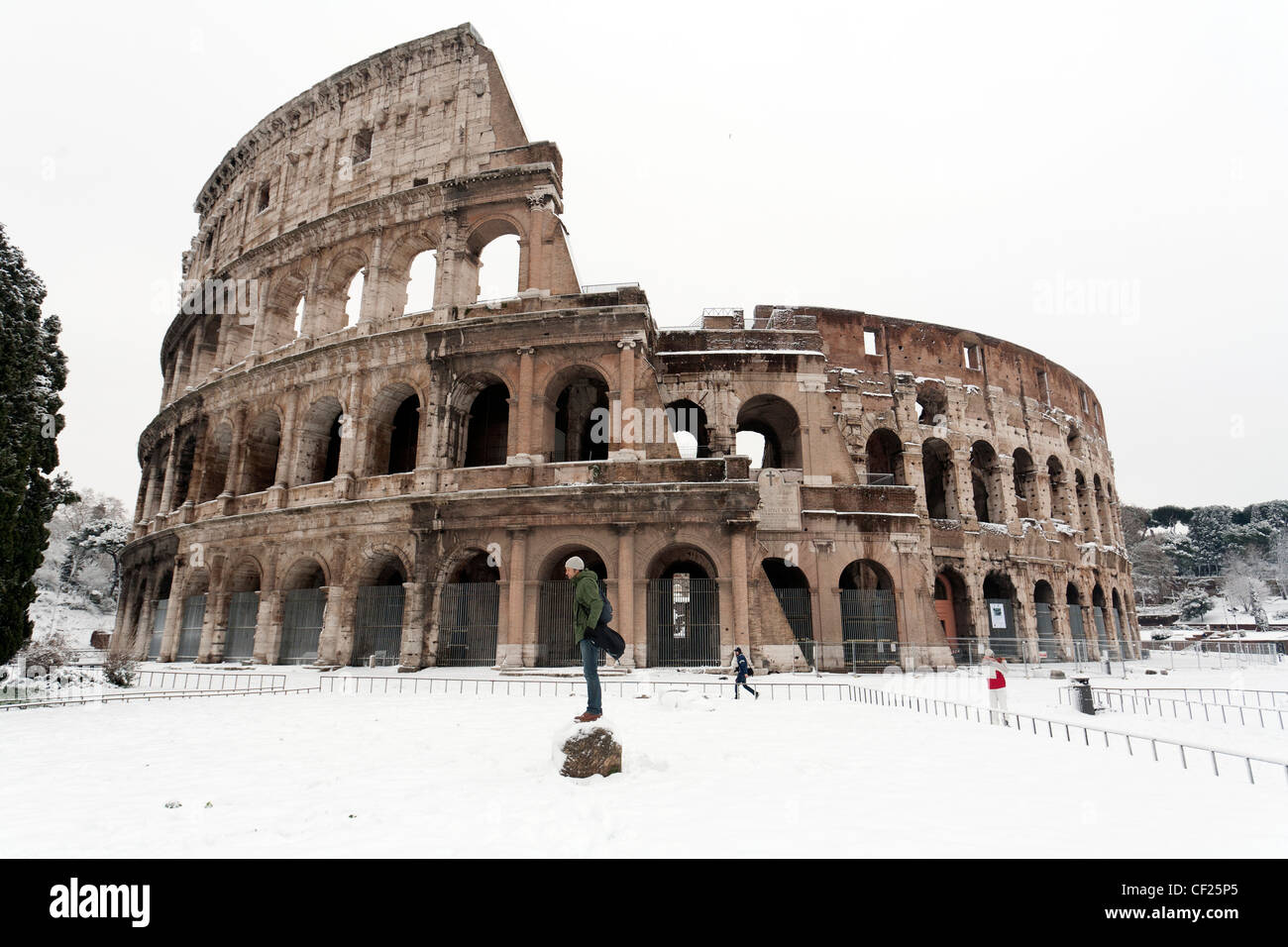 Rome with snow hi-res stock photography and images - Alamy