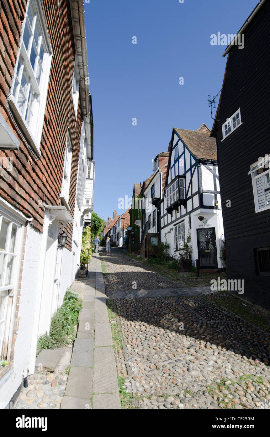 Street cobbled hi-res stock photography and images - Alamy