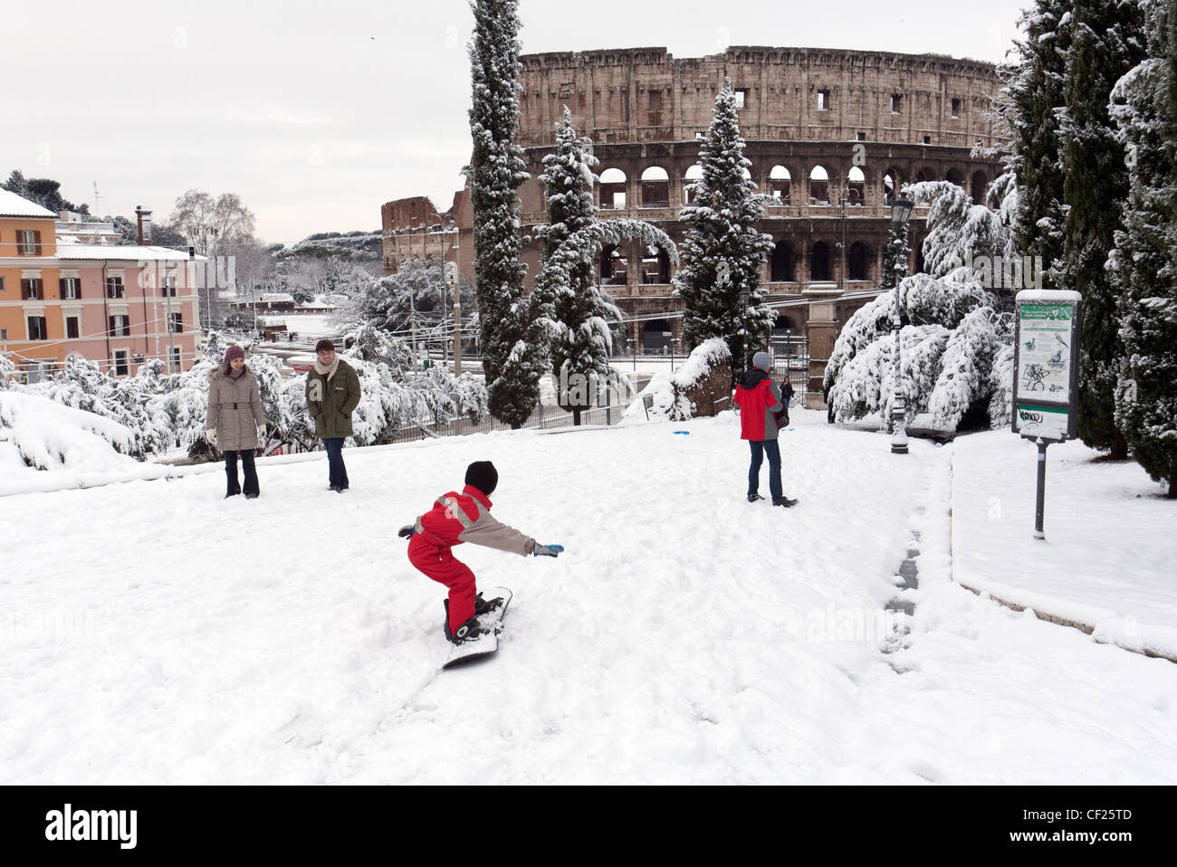 Rome with snow hi-res stock photography and images - Alamy