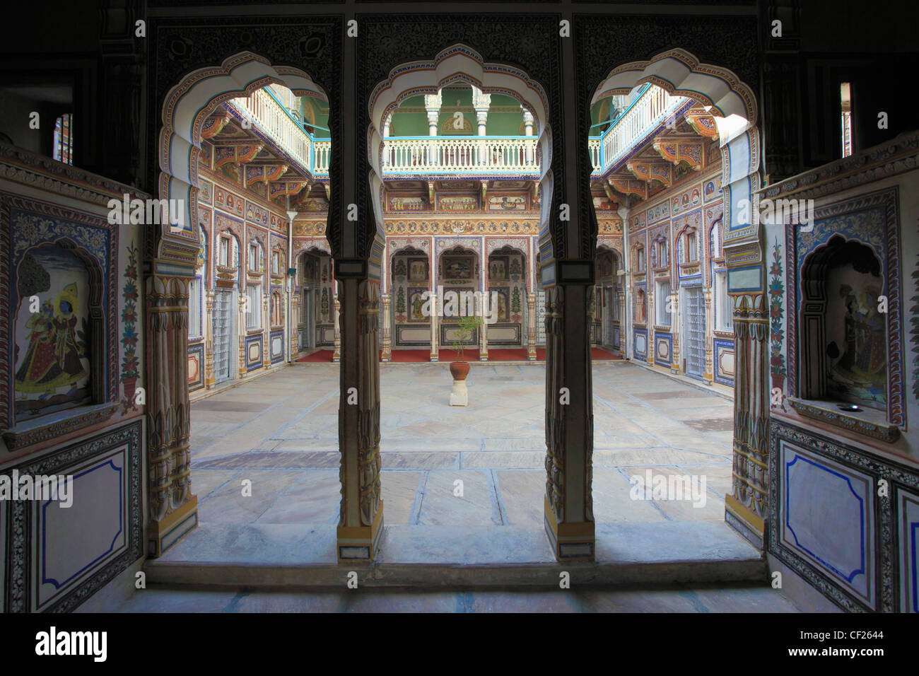 Poddar haveli hi-res stock photography and images - Alamy