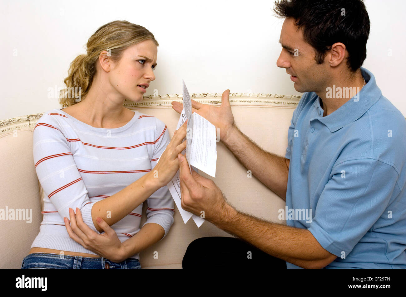 Short bill brown hi-res stock photography and images - Alamy