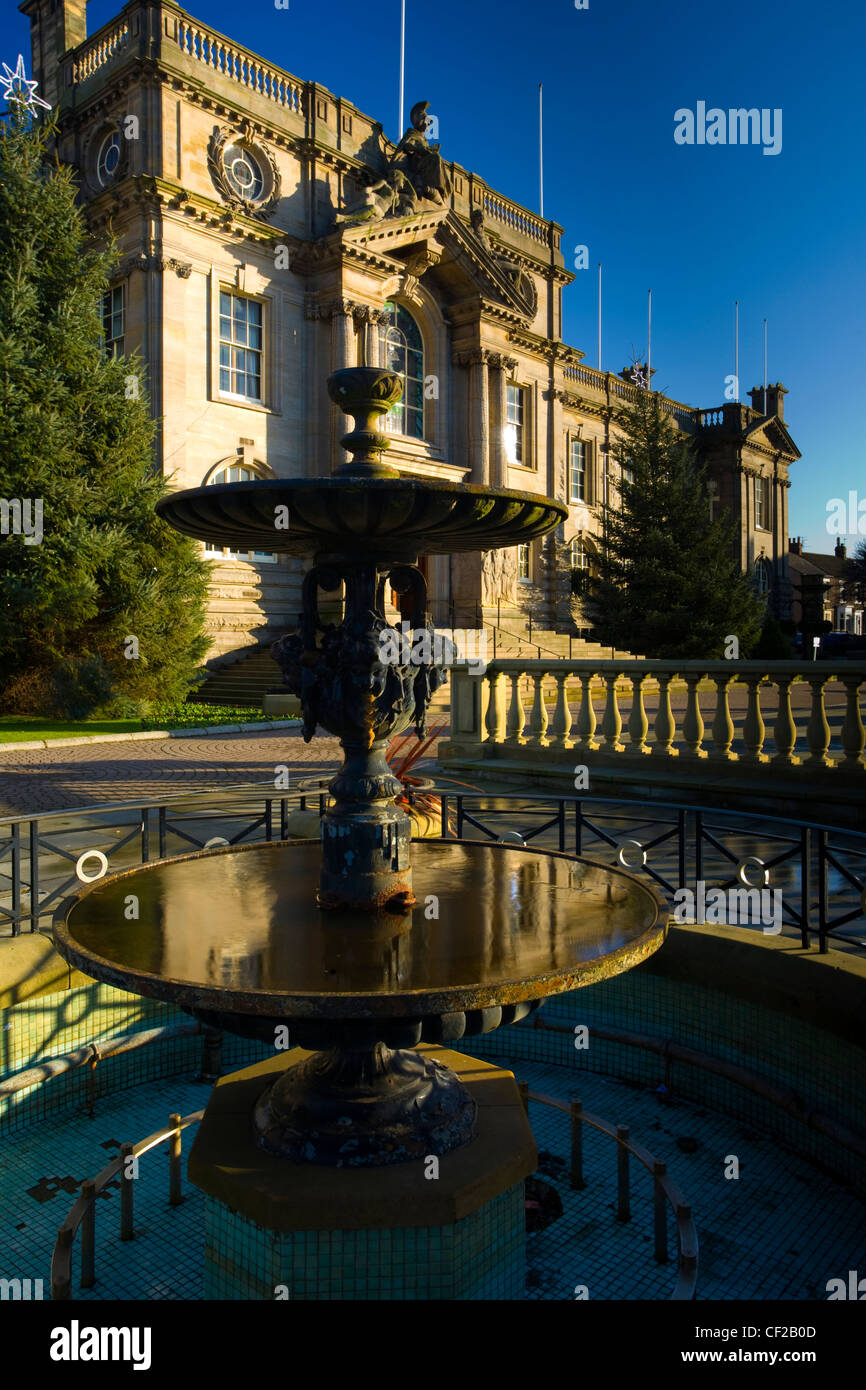 An ornate fountain in the grounds of the South Shields Town Hall ...