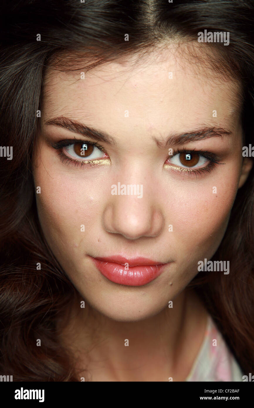 DSquared Backstage Milan Ready to Wear Spring Summer Model Sheila ...