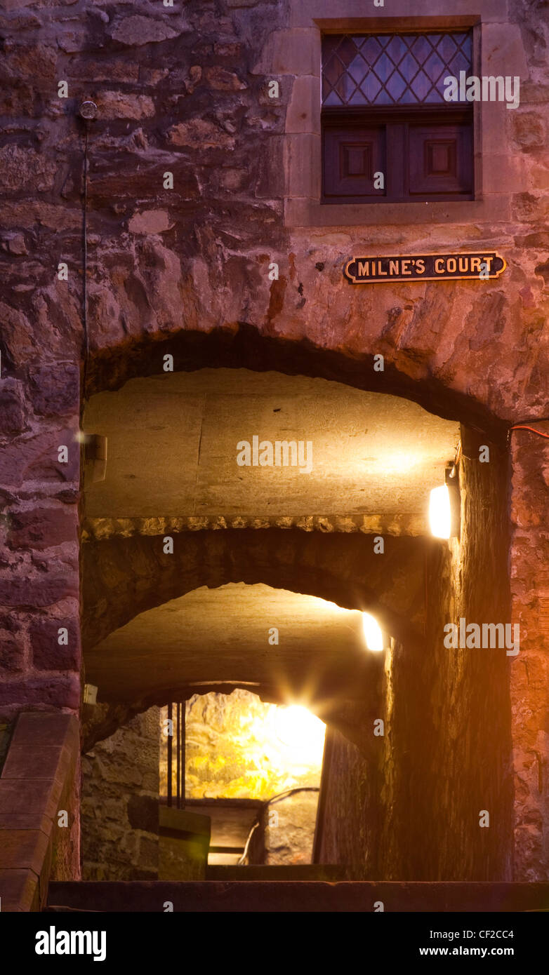 Milne's Court, a narrow passageway heading to the Royal Mile Stock ...