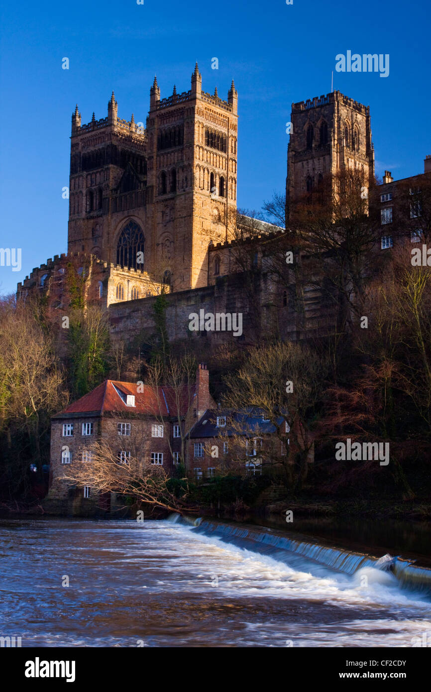 Churches above rivers hi-res stock photography and images - Alamy