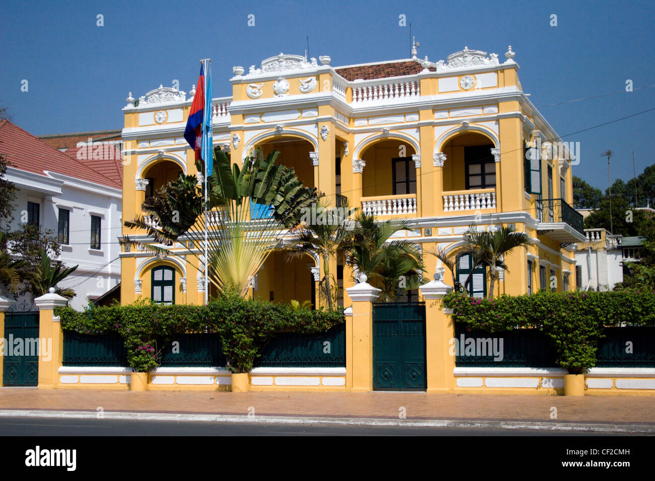 Building foundation cambodia hi-res stock photography and images - Alamy