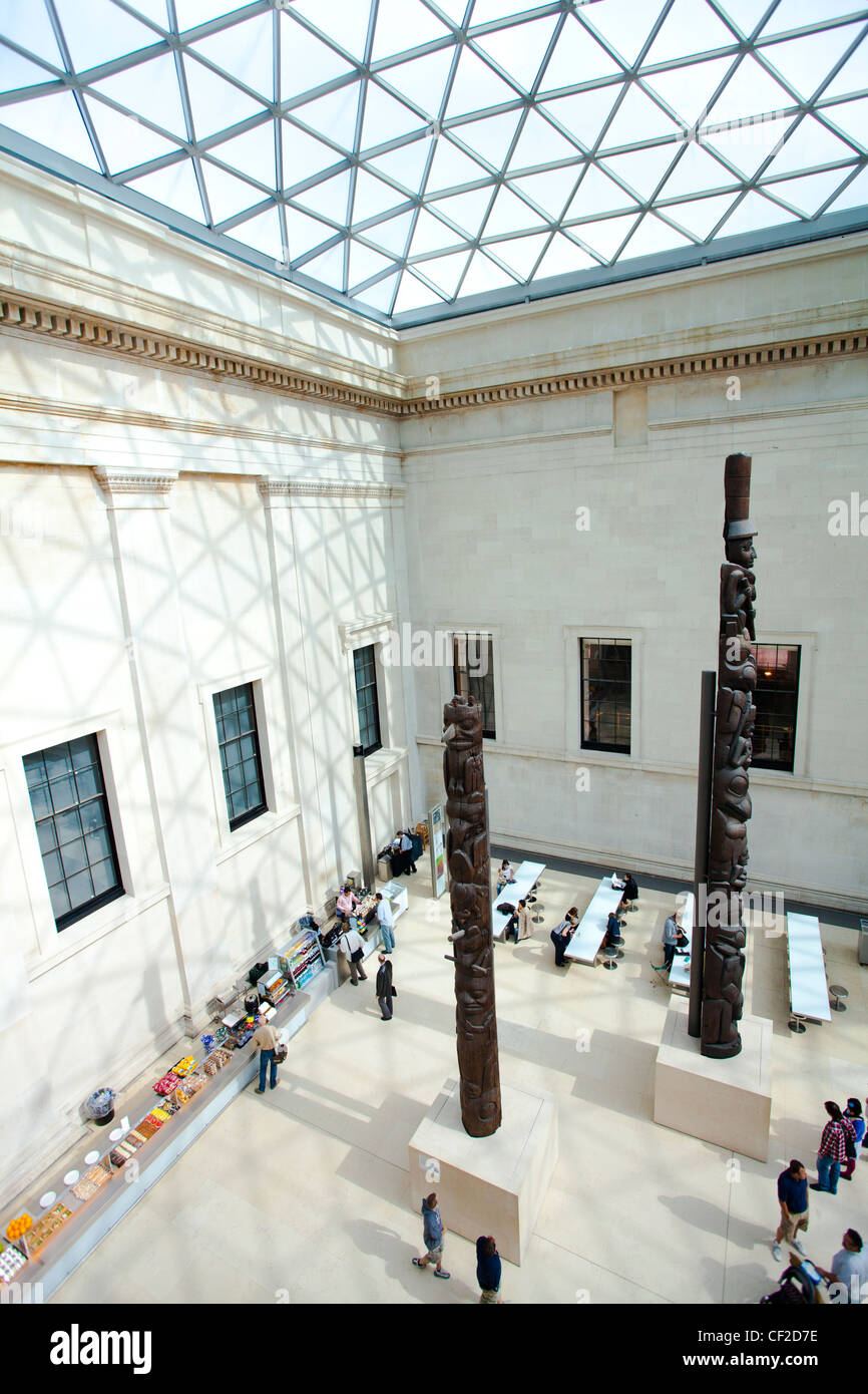 Queen elizabeth ii great court hi-res stock photography and images - Alamy