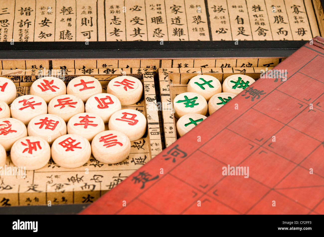 Chess Set Pieces Box High Resolution Stock Photography and Images - Alamy
