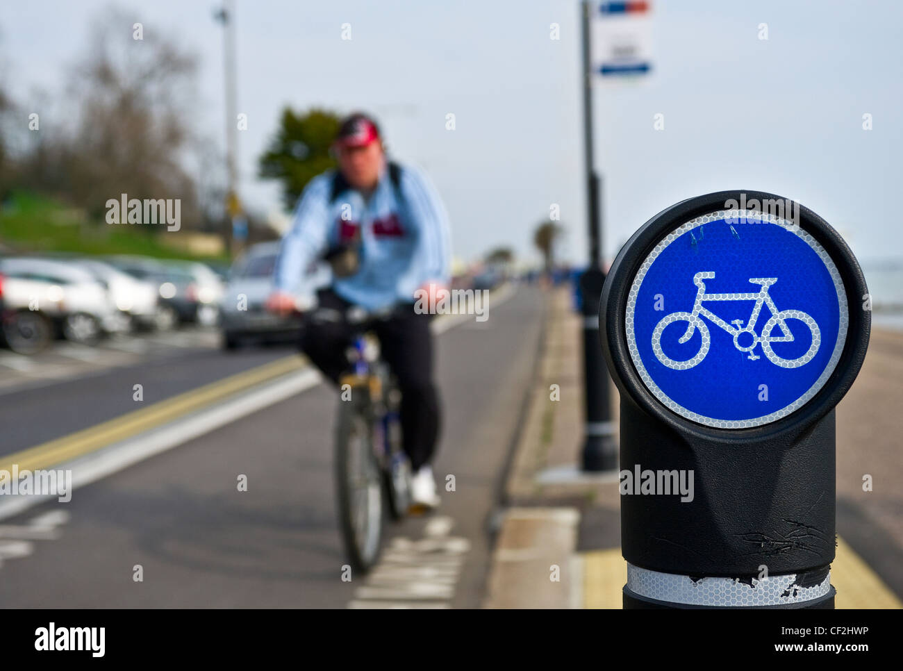 Cycles traffic sign hi-res stock photography and images - Alamy