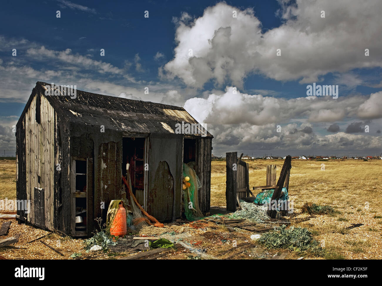 Derelict and abandoned hut hi-res stock photography and images - Alamy