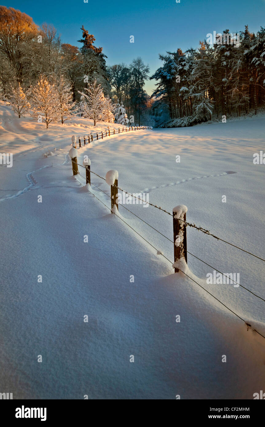 Snow on farmland in wintertime hi-res stock photography and images - Alamy