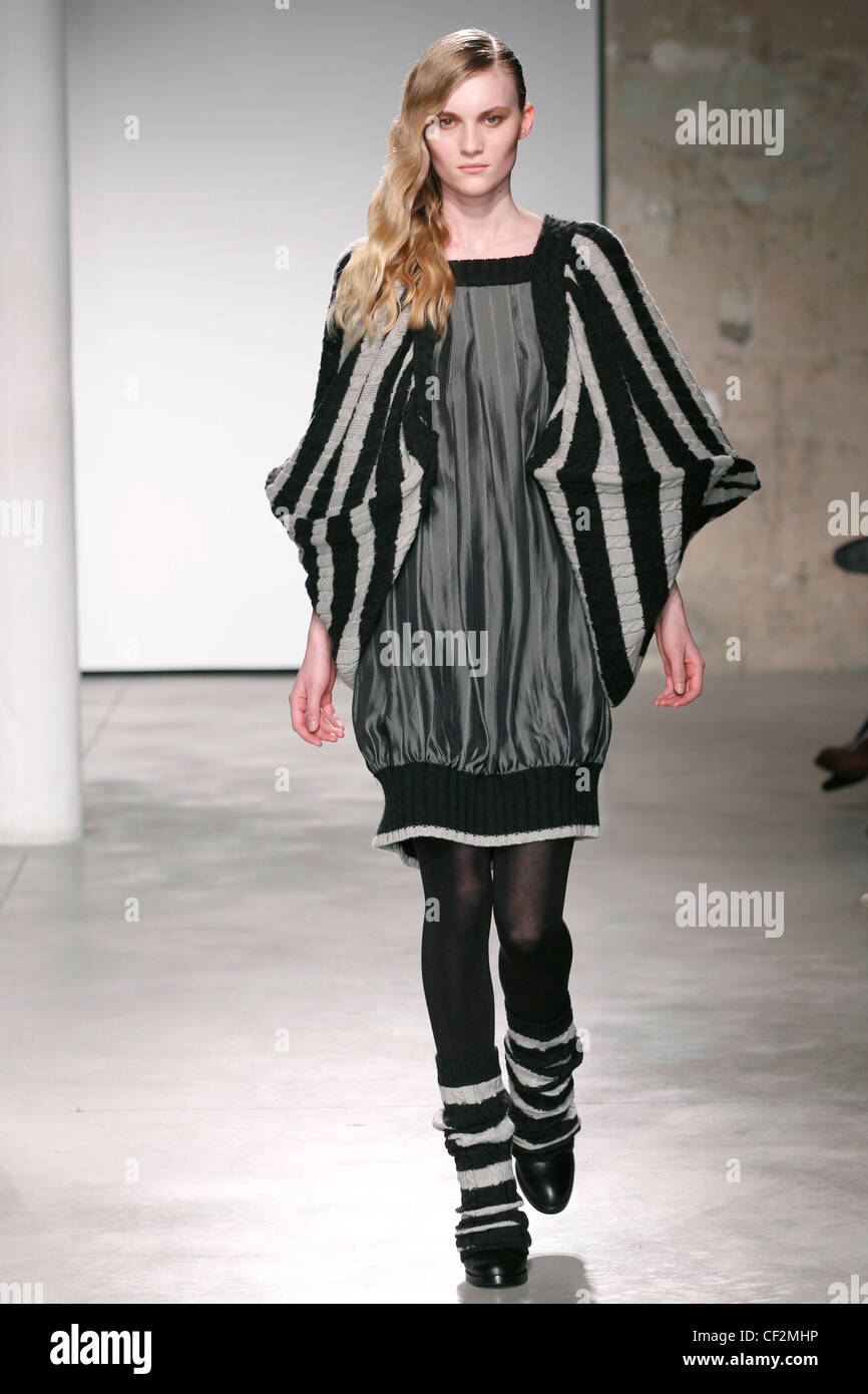 Atsuro TayamaParis Ready to WearAutumnWinter 20112012 Stock Photo - Alamy