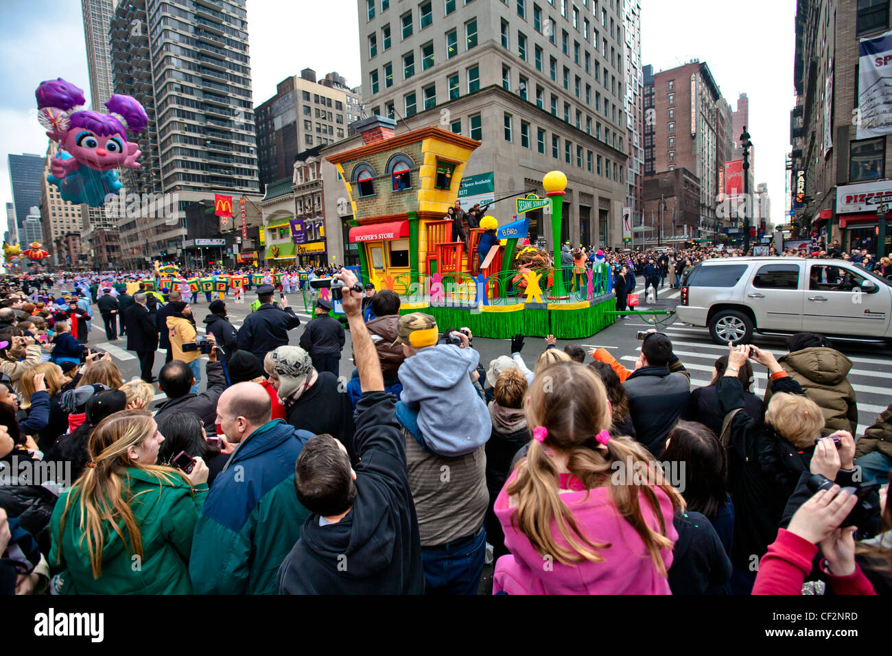 Cartoon character parade hi-res stock photography and images - Alamy