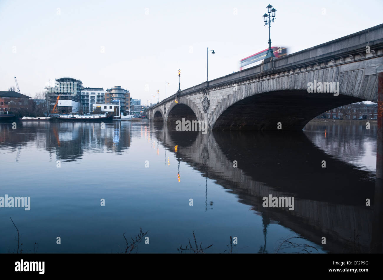 Kew Bridge High Resolution Stock Photography and Images - Alamy