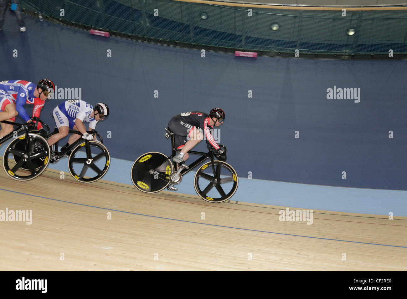 London olympic velodrome track cycling bike racing Stock Photo - Alamy