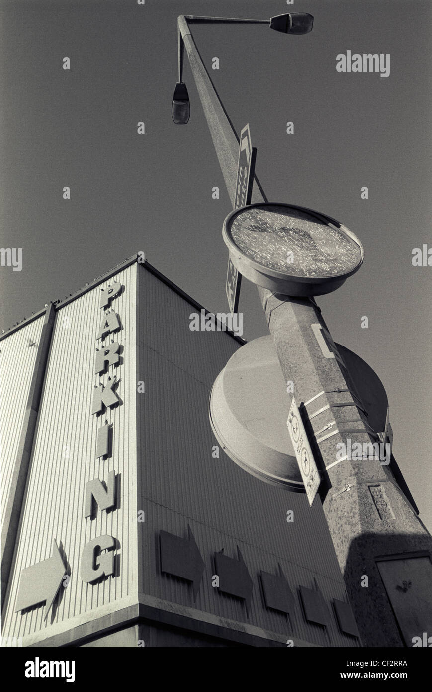 Bus station and lamppost Stock Photo - Alamy