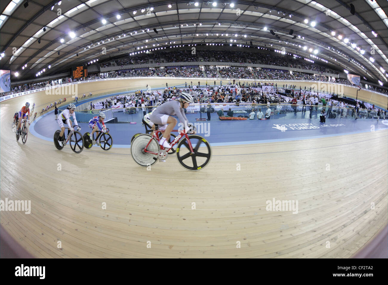 London olympic velodrome track cycling bike racing Stock Photo - Alamy