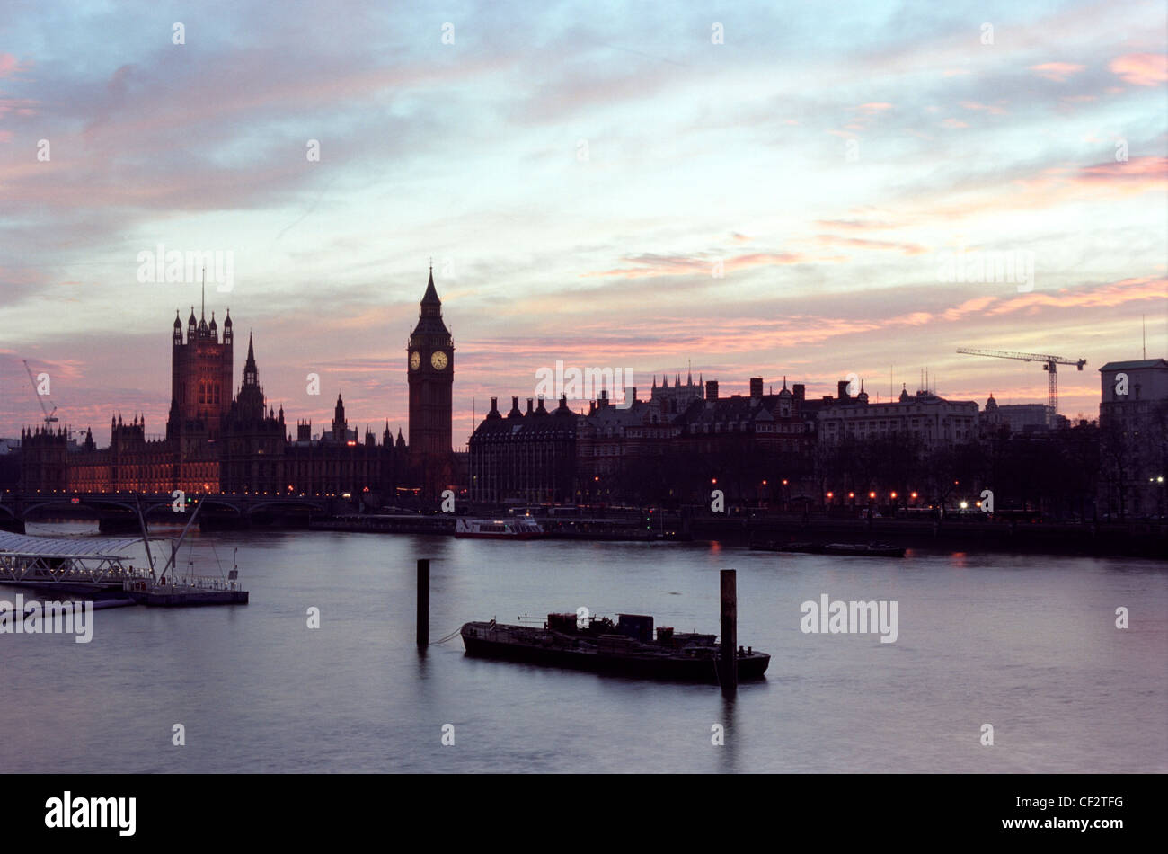 A view houses parliament hi-res stock photography and images - Alamy