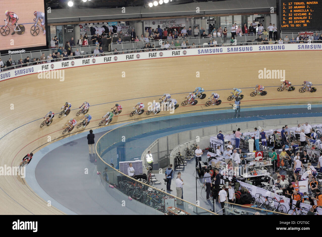 London olympic velodrome track cycling bike racing Stock Photo - Alamy
