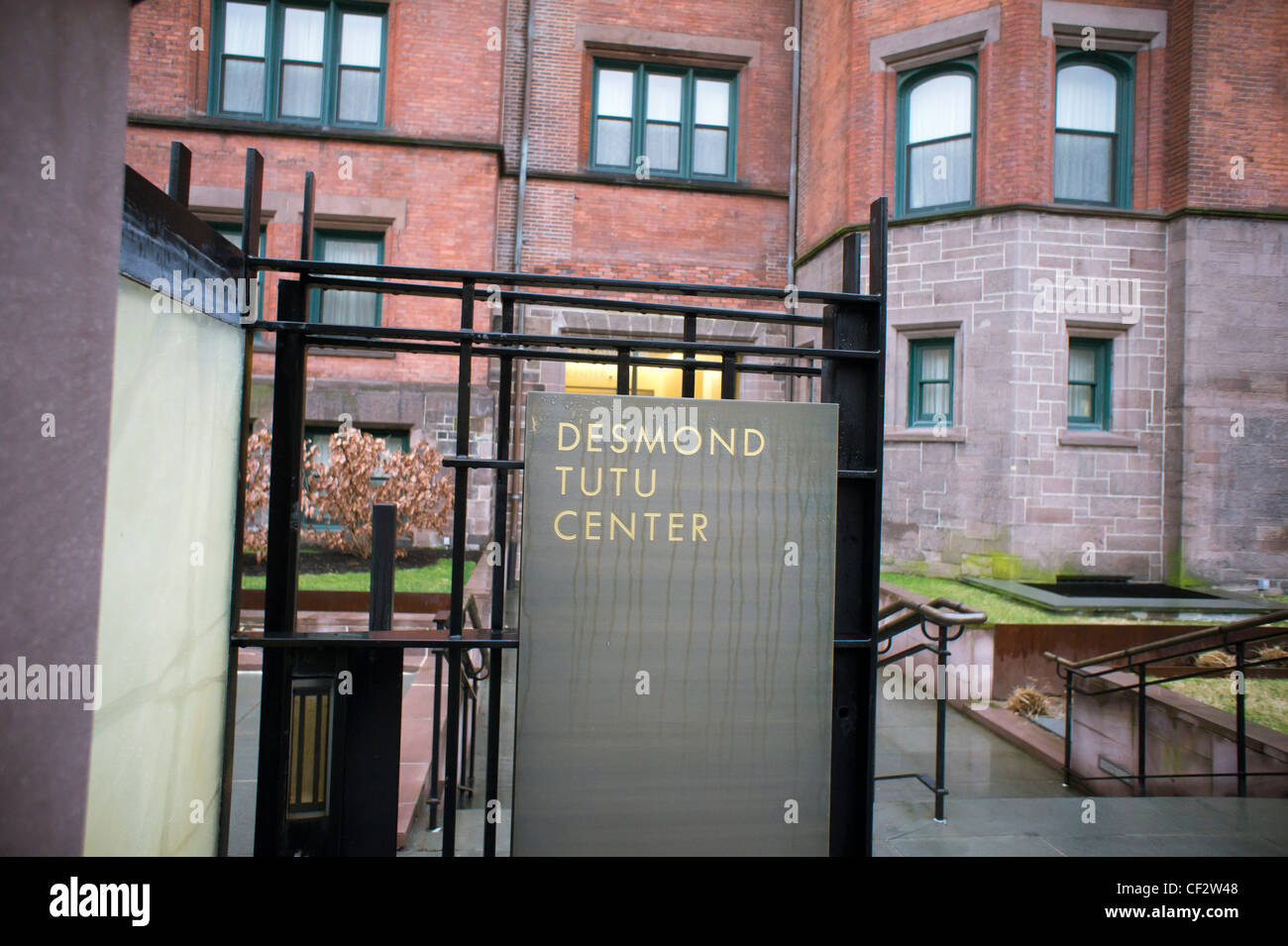 General theological seminary new york hi-res stock photography and ...