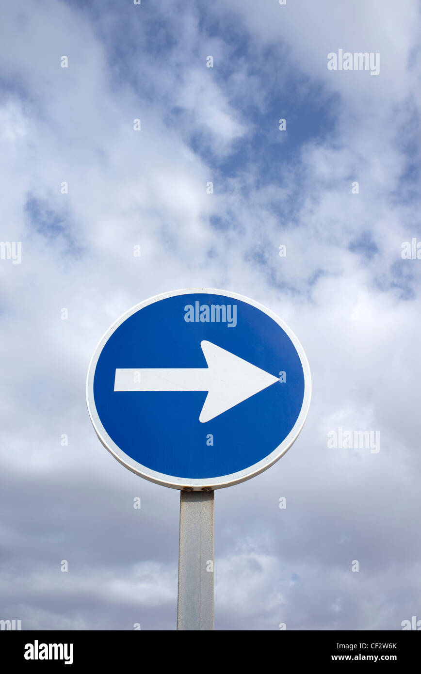 one way turn right road sign Stock Photo - Alamy