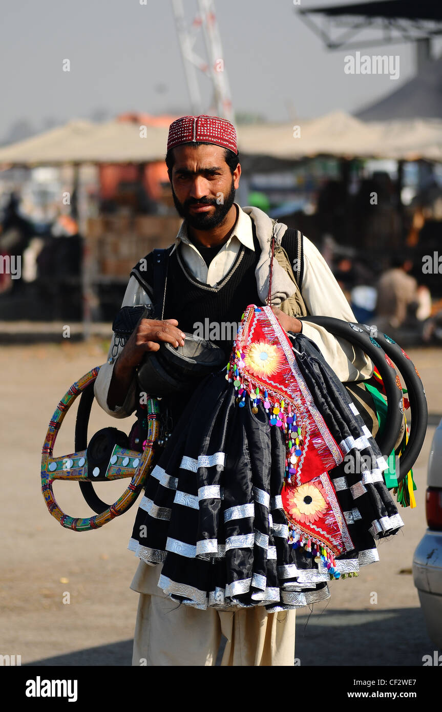Traveling salesman hi-res stock photography and images - Alamy