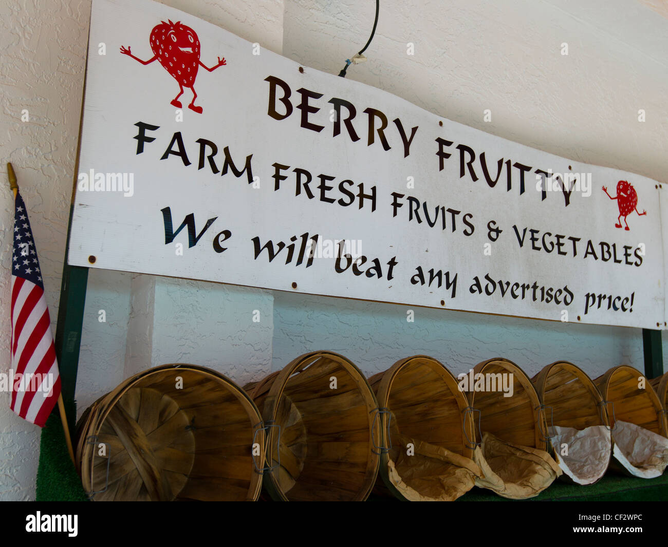 Vegetables sign hi-res stock photography and images - Alamy