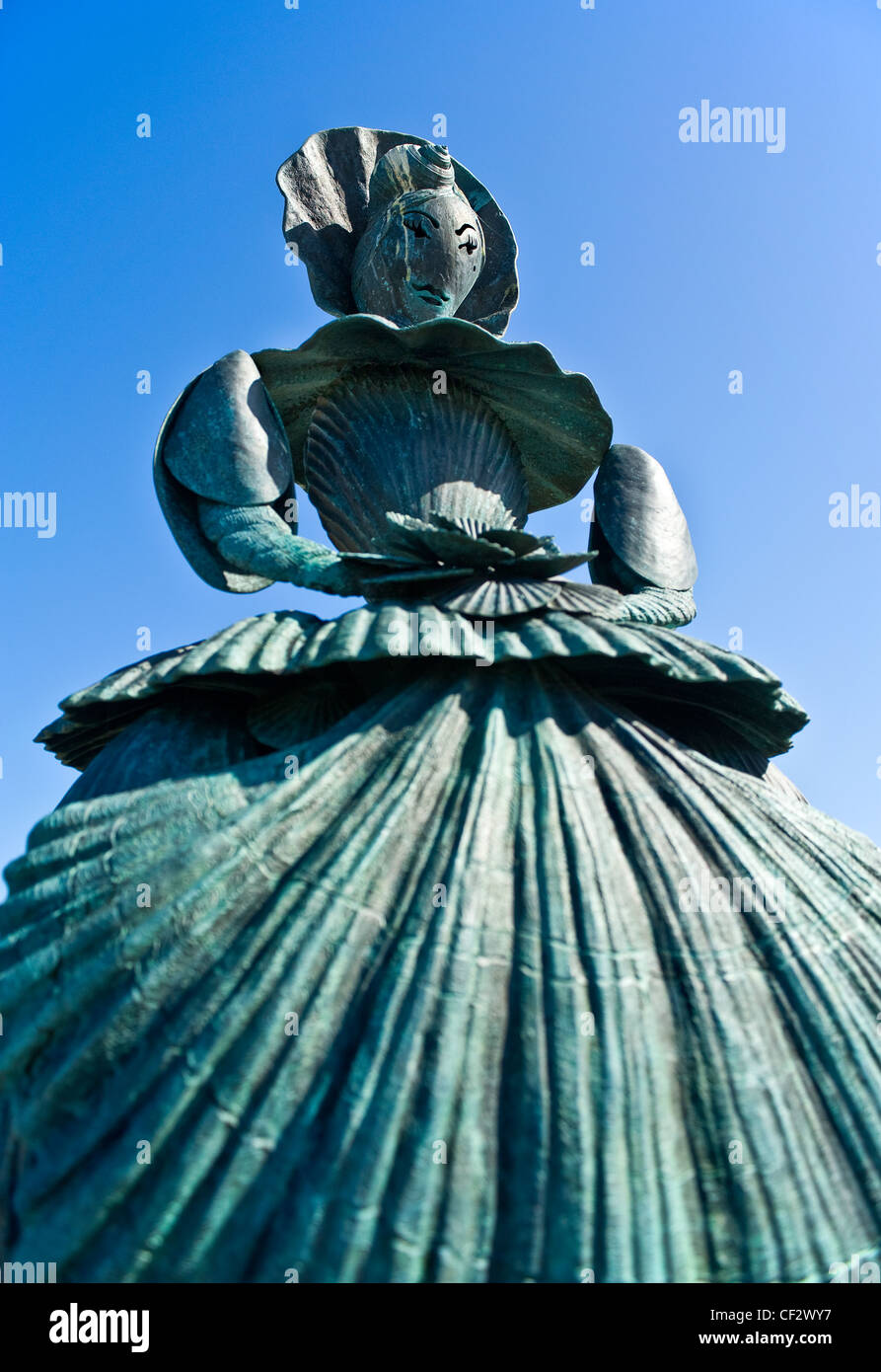 Nine feet high bronze sculpture of Mrs Booth, the Shell Lady of Margate ...