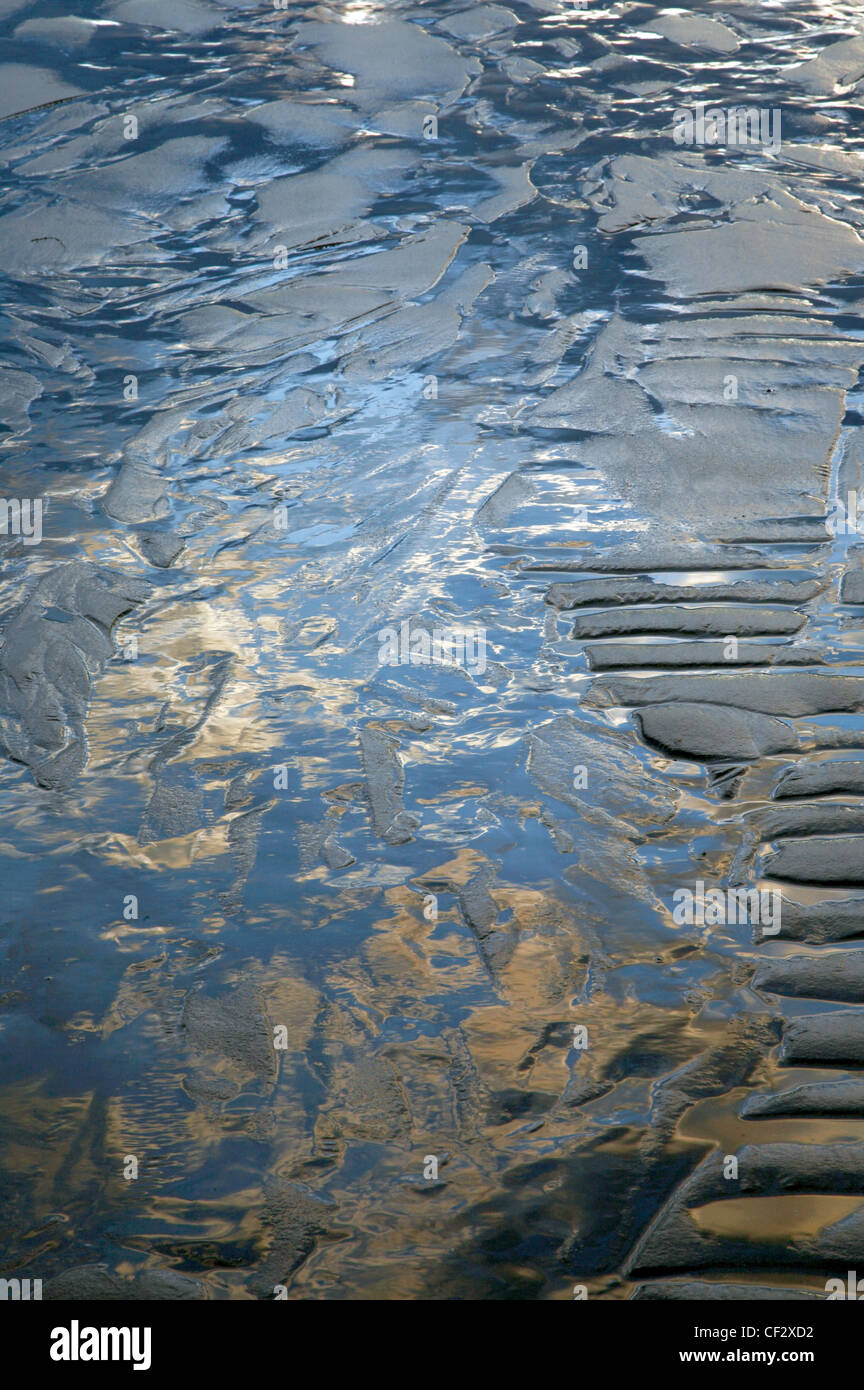 Tidal patterns in the sand at low tide Stock Photo - Alamy