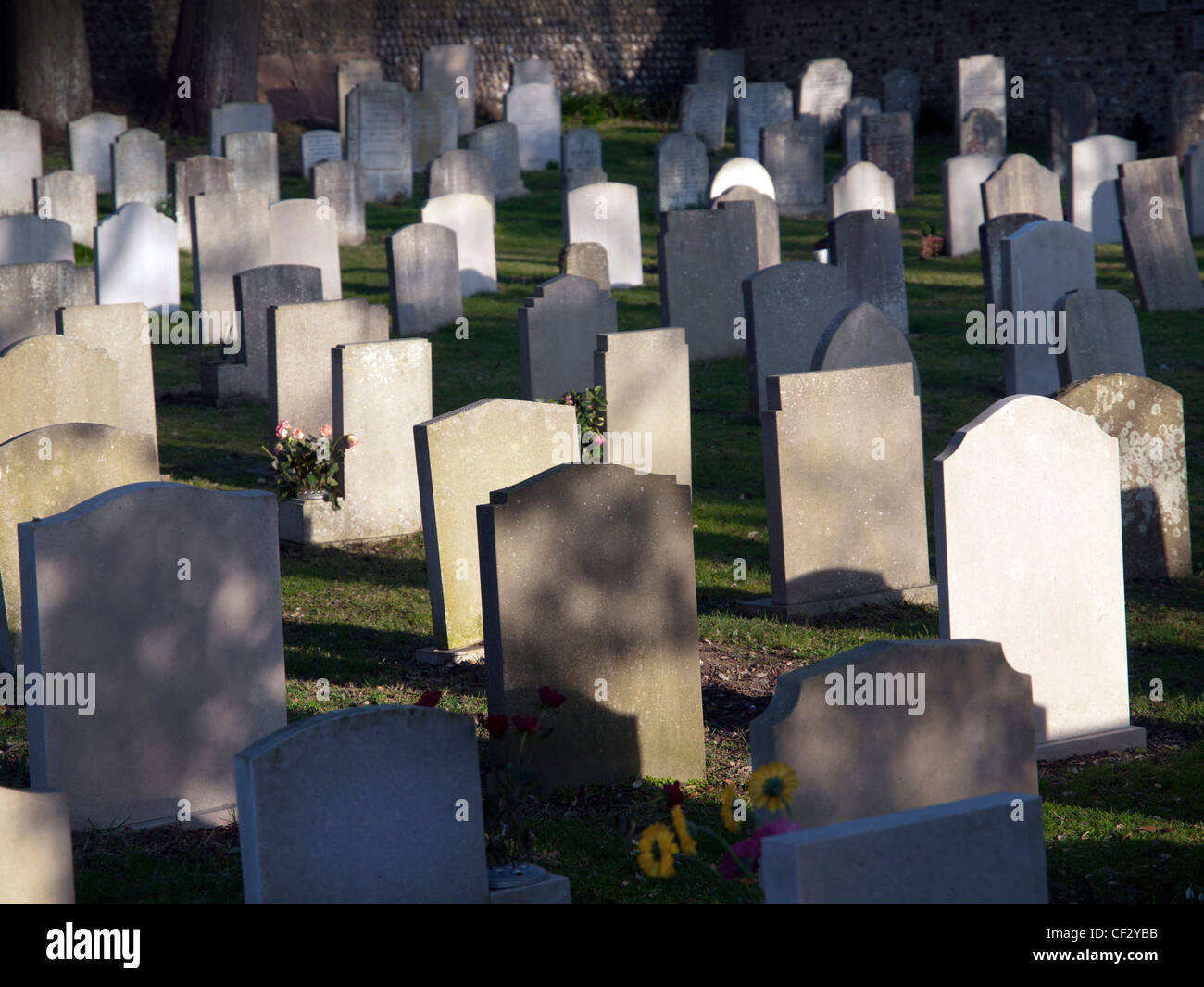 A grave-yard in Rottingdean Stock Photo - Alamy