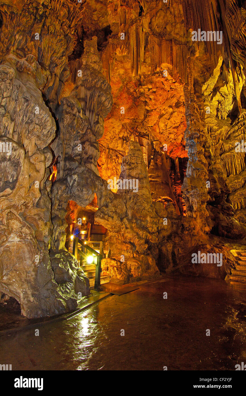 St michael's cave united hi-res stock photography and images - Alamy