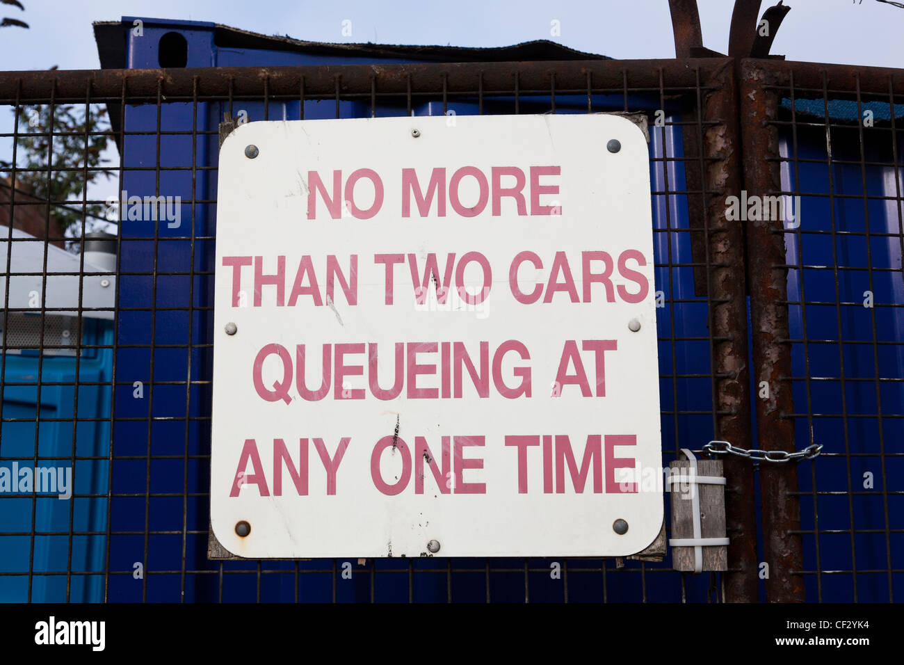 Queueing for car park hi-res stock photography and images - Alamy
