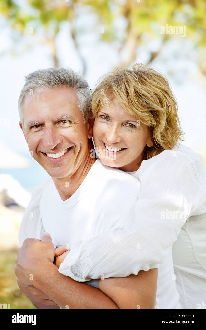 Happy mature couple outdoors Stock Photo - Alamy