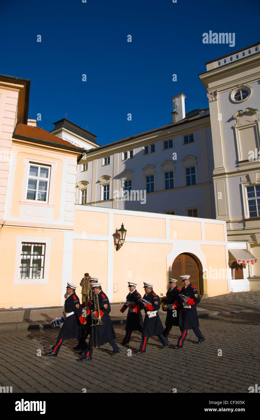 Prague castle guards hi-res stock photography and images - Alamy