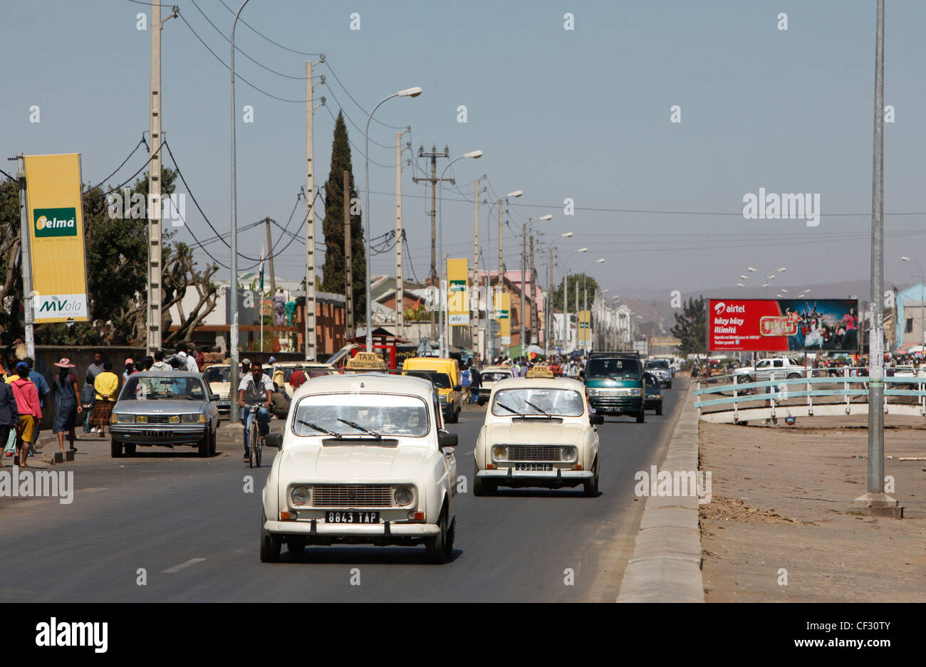 Madagascar citroen taxi cab hi-res stock photography and images - Alamy