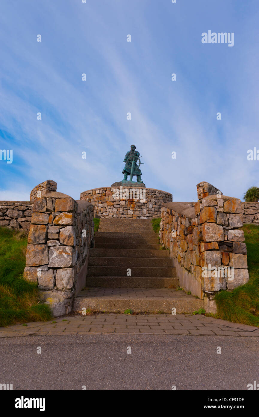 Statue of Dick Evans he was The coxswain of the Moelfre Lifeboat Stock ...