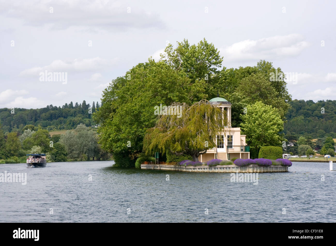 Temple Island - river Thames - Remenham - Berks Stock Photo - Alamy