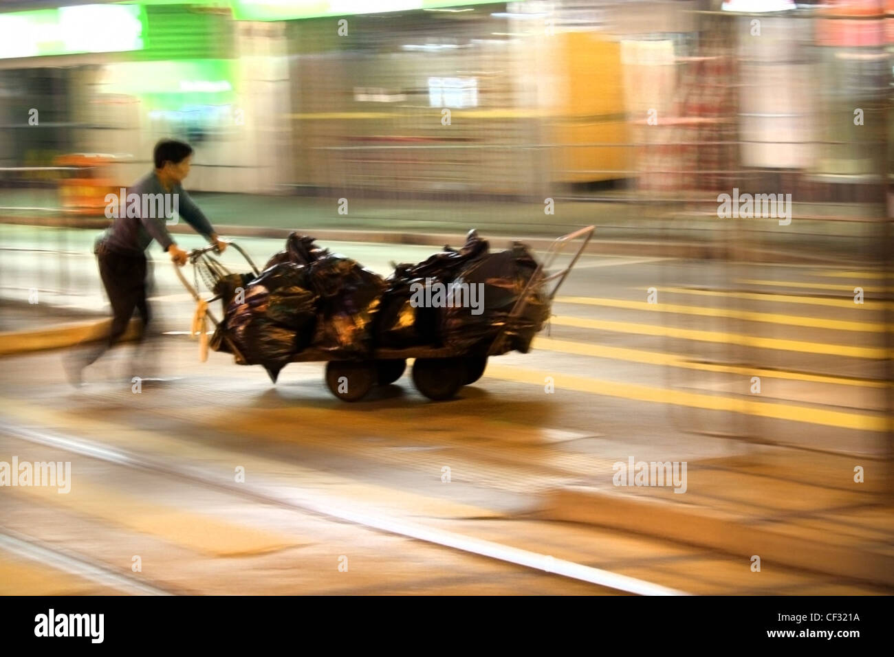 Street liners hi-res stock photography and images - Alamy