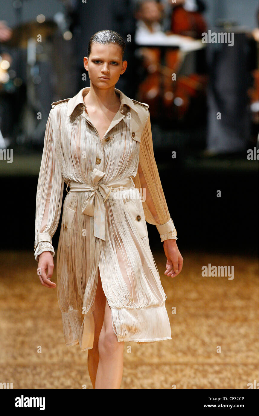 Gelled back hair hi-res stock photography and images - Alamy