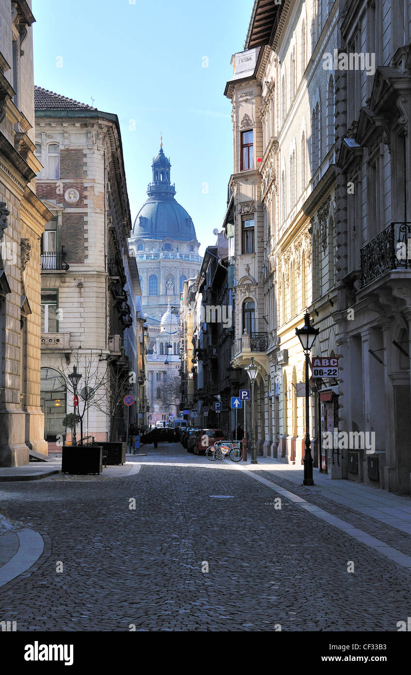 View of St Stephens Basilica (Szent Istvan Bazilika) Pest, Budapest ...