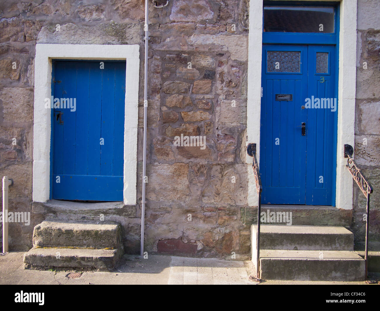 Blue steps blue hi-res stock photography and images - Alamy